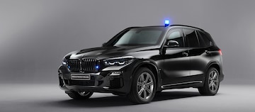 Armored cars – an explosive job | BMW.com