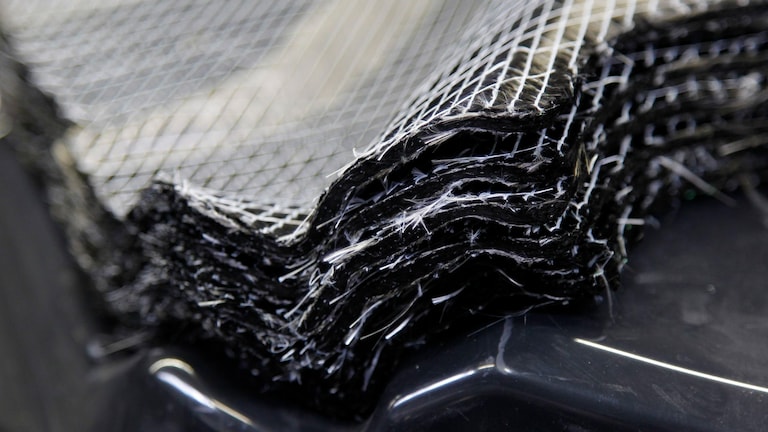 All there is to know about carbon fiber in cars | BMW.com
