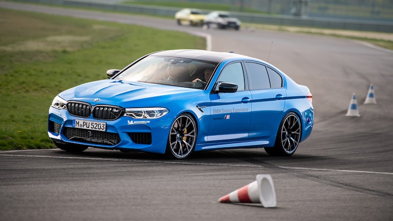 12 tips for the racing line | BMW.com