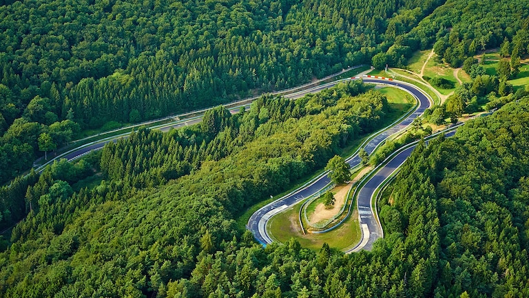 12 tips for the racing line | BMW.com